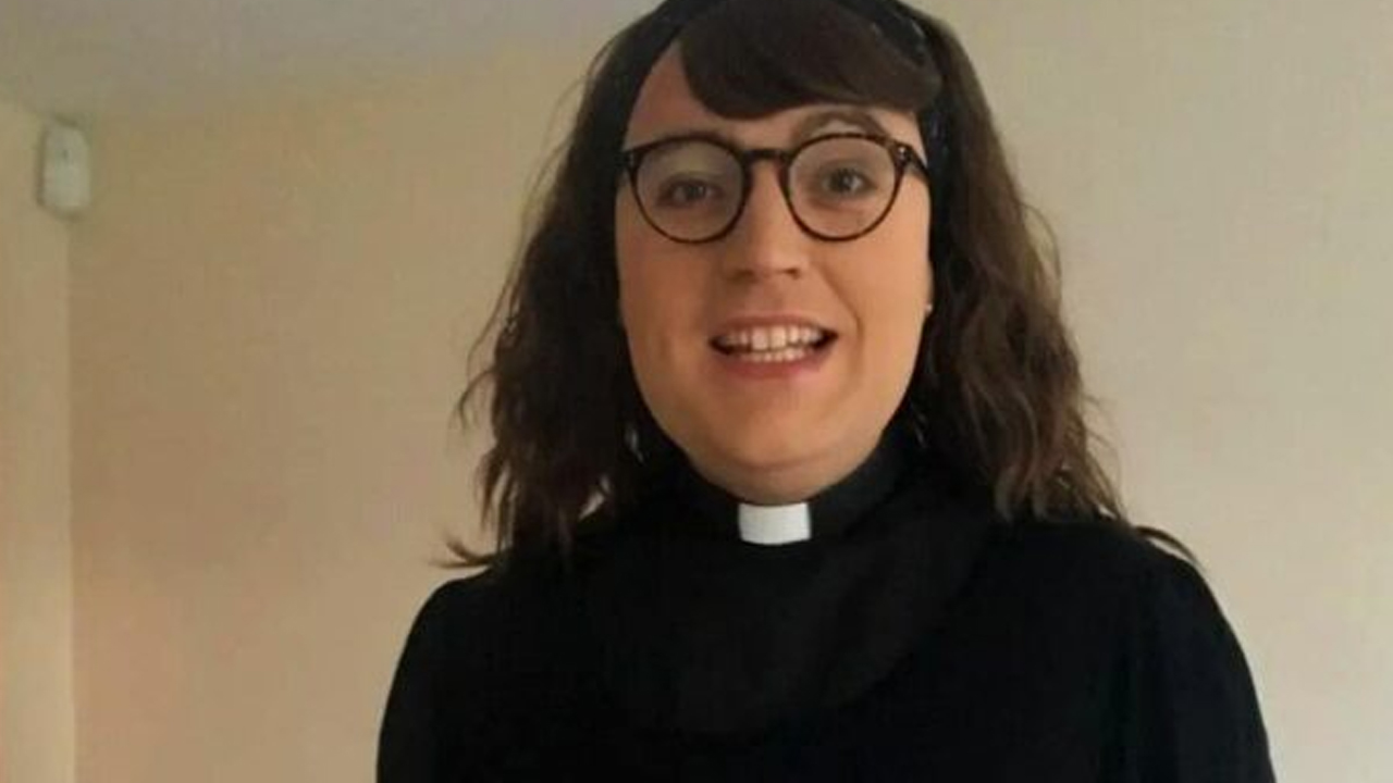 Bingo Allison: il primo sacerdote non binario che predica in Inghilterra