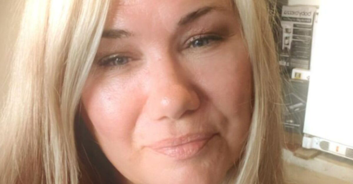 Criticata per aver adottato il figlio della ex moglie del marito: una ...